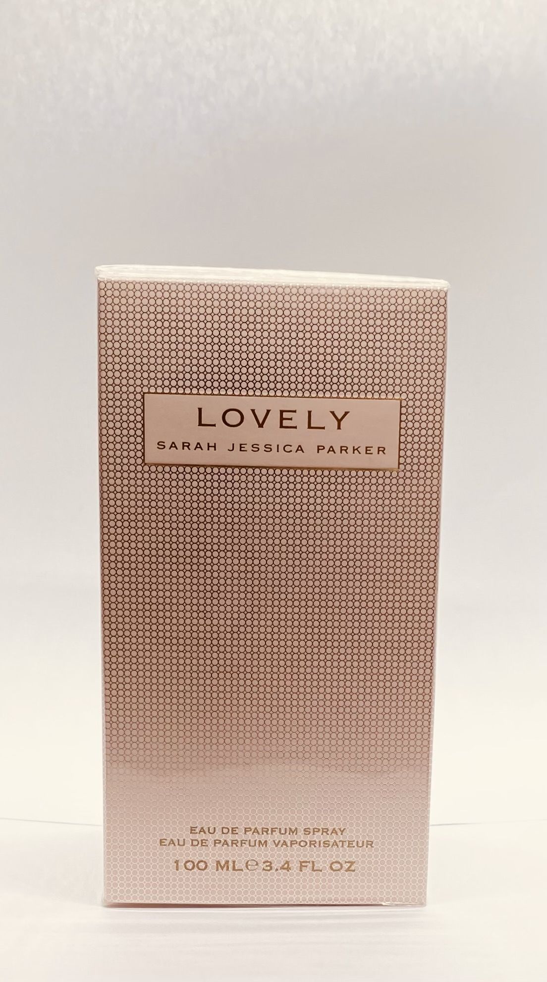 Lovely Sarah Jessica Parker - Perfumes Of The Past